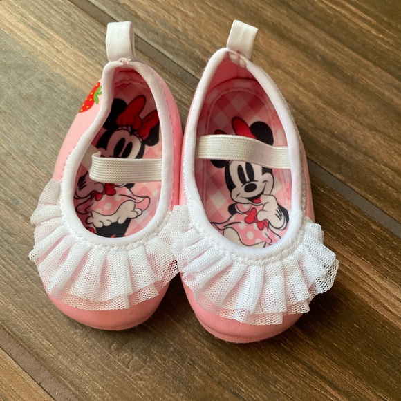 Disney | Shoes | Disney Minnie Mouse Ballet Flats | Poshmark